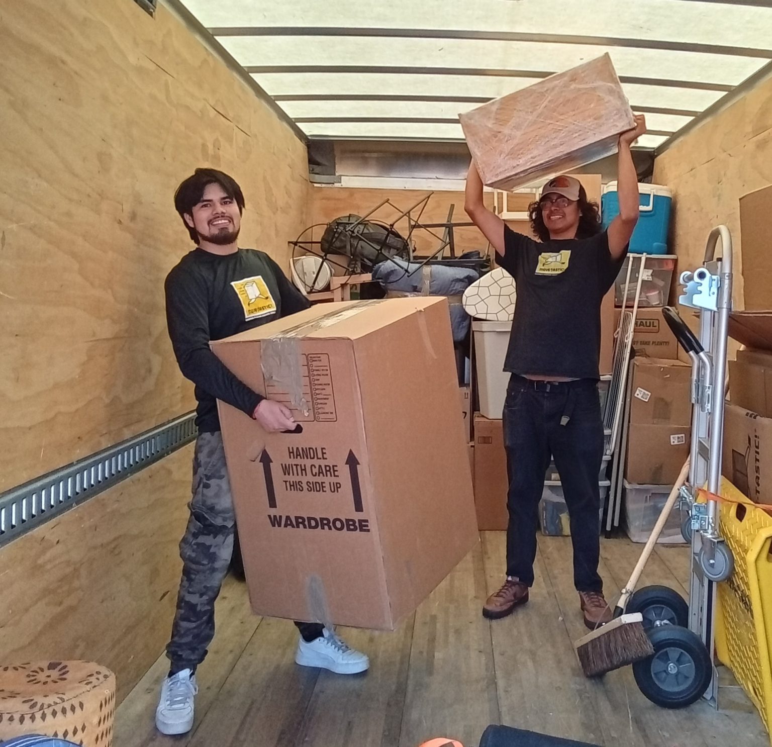 Packing Clothes for Moving: 5 Efficient Tips - Move-Tastic Blog