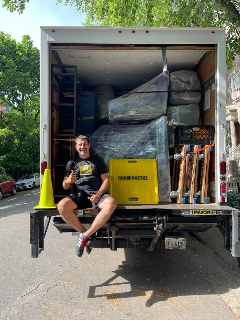 Benefits of Using a Combined Moving and Storage Service
